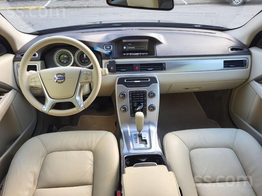 Zils Volvo XC70 2011 Jelgava, ar dzinēja tilpumu 2.00 L un nobraukumu 311 tūkst. km par 7990 €, foto 19 vietnē AUTOMOTO.COM.LV