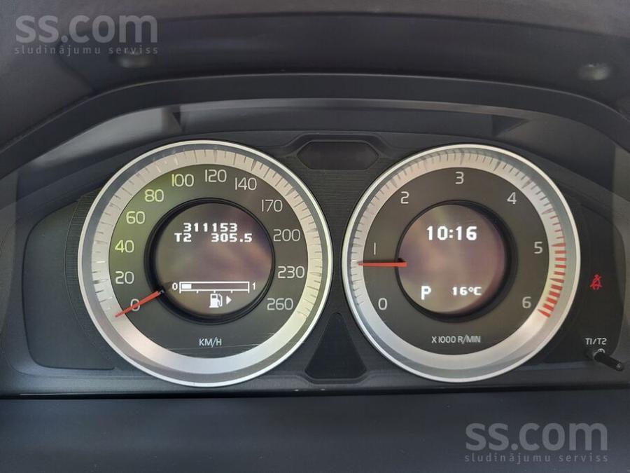 Zils Volvo XC70 2011 Jelgava, ar dzinēja tilpumu 2.00 L un nobraukumu 311 tūkst. km par 7990 €, foto 30 vietnē AUTOMOTO.COM.LV