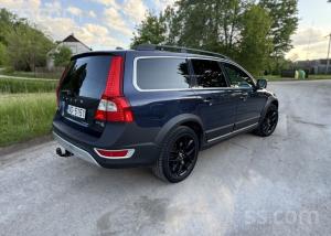 Blue Volvo XC70 2012 in Tukums, with an engine capacity of 2.00 L and mileage of 373 thousand km for 3390 €, photo 5 on AUTOMOTO.COM.LV