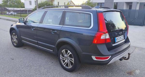 Zils Volvo XC70 2012 Panevēža, ar dzinēja tilpumu 1.98 L un nobraukumu 311 tūkst. km par 6900 €, foto 3 vietnē AUTOMOTO.COM.LV