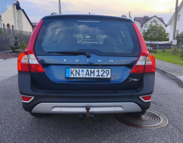 Zils Volvo XC70 2012 Panevēža, ar dzinēja tilpumu 1.98 L un nobraukumu 311 tūkst. km par 6900 €, foto 4 vietnē AUTOMOTO.COM.LV