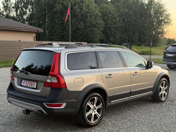 Zils Volvo XC70 2012 Šauļi, ar dzinēja tilpumu 3.00 L un nobraukumu 245 tūkst. km par 8750 €, foto 7 vietnē AUTOMOTO.COM.LV