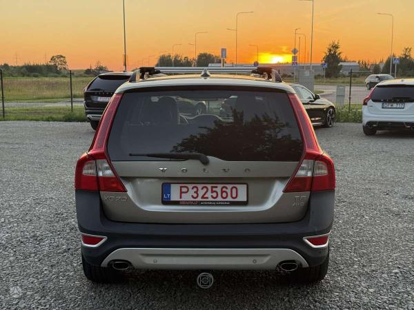Zils Volvo XC70 2012 Šauļi, ar dzinēja tilpumu 3.00 L un nobraukumu 245 tūkst. km par 8750 €, foto 8 vietnē AUTOMOTO.COM.LV