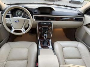 Zils Volvo XC70 2012 Šauļi, ar dzinēja tilpumu 3.00 L un nobraukumu 245 tūkst. km par 8750 €, foto 12 vietnē AUTOMOTO.COM.LV