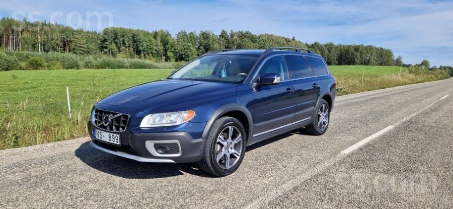 Zils Volvo XC70 2012 Tukums, ar dzinēja tilpumu 2.40 L un nobraukumu 320 tūkst. km par 11000 €, foto 1 vietnē AUTOMOTO.COM.LV