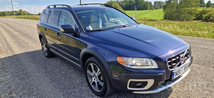 Zils Volvo XC70 2012 Tukums, ar dzinēja tilpumu 2.40 L un nobraukumu 320 tūkst. km par 11000 €, foto 6 vietnē AUTOMOTO.COM.LV