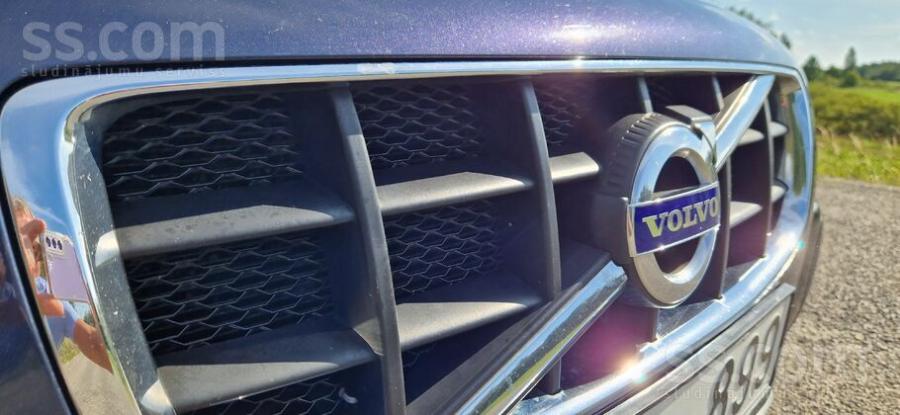 Zils Volvo XC70 2012 Tukums, ar dzinēja tilpumu 2.40 L un nobraukumu 320 tūkst. km par 11000 €, foto 7 vietnē AUTOMOTO.COM.LV