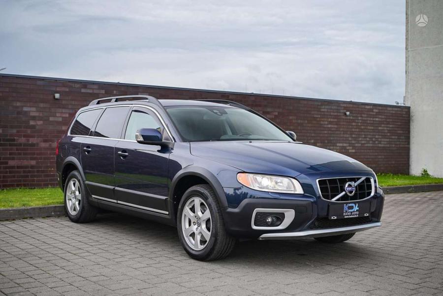 Zils Volvo XC70 2012 Marijampole, ar dzinēja tilpumu 2.40 L un nobraukumu 315 tūkst. km par 8950 €, foto 1 vietnē AUTOMOTO.COM.LV