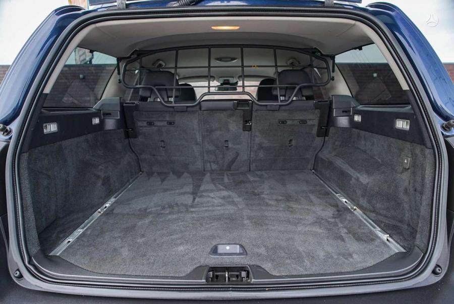 Zils Volvo XC70 2012 Marijampole, ar dzinēja tilpumu 2.40 L un nobraukumu 315 tūkst. km par 8950 €, foto 11 vietnē AUTOMOTO.COM.LV