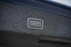 Zils Volvo XC70 2012 Marijampole, ar dzinēja tilpumu 2.40 L un nobraukumu 315 tūkst. km par 8950 €, foto 12 vietnē AUTOMOTO.COM.LV