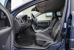 Zils Volvo XC70 2012 Marijampole, ar dzinēja tilpumu 2.40 L un nobraukumu 315 tūkst. km par 8950 €, foto 24 vietnē AUTOMOTO.COM.LV