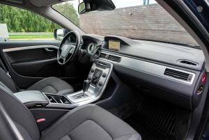 Zils Volvo XC70 2012 Marijampole, ar dzinēja tilpumu 2.40 L un nobraukumu 315 tūkst. km par 8950 €, foto 33 vietnē AUTOMOTO.COM.LV
