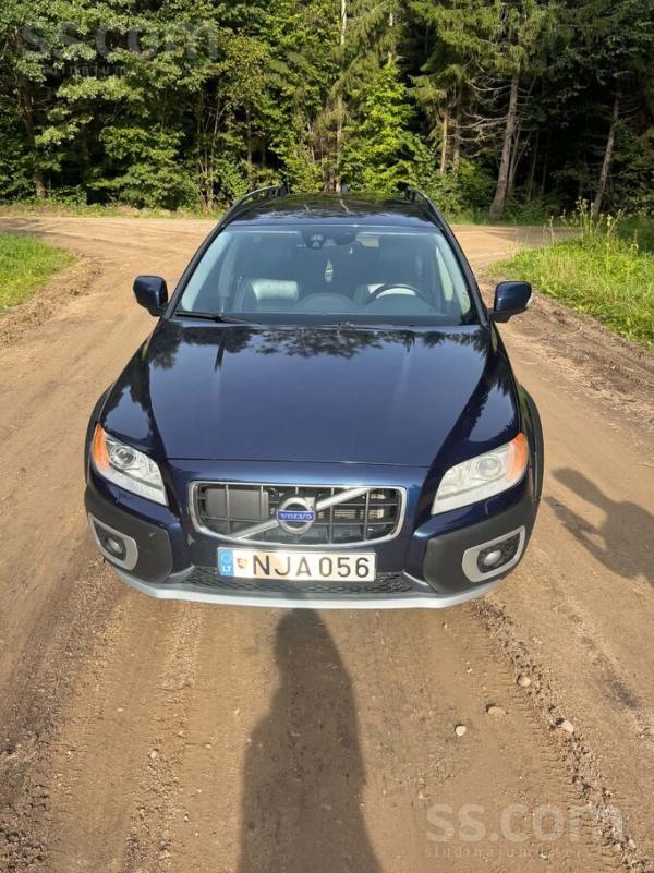 Volvo XC70 2012 Šauļi vietnē Zils Volvo XC70 2012 Šauļi, ar dzinēja tilpumu 2.40 L un nobraukumu 390 tūkst. km par 6300 €, foto 3 vietnē AUTOMOTO.COM.LV