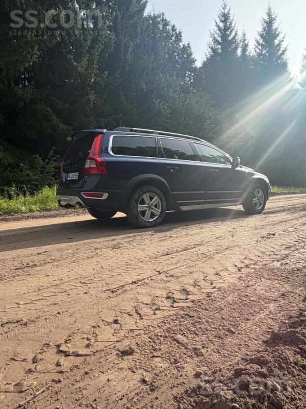 Volvo XC70 2012 Šauļi vietnē Zils Volvo XC70 2012 Šauļi, ar dzinēja tilpumu 2.40 L un nobraukumu 390 tūkst. km par 6300 €, foto 5 vietnē AUTOMOTO.COM.LV