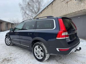 Blue Volvo XC70 2013 in Radviliskis, with an engine capacity of 2.40 L and mileage of 300 thousand km for 13500 €, photo 4 on AUTOMOTO.COM.LV