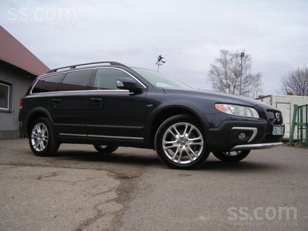 Zils Volvo XC70 2013 Rīga, ar dzinēja tilpumu 2.40 L un nobraukumu 0 tūkst. km par 9550 €, foto 1 vietnē AUTOMOTO.COM.LV