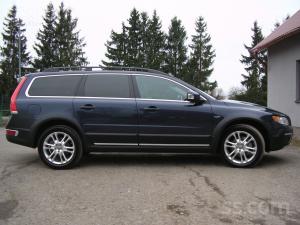 Zils Volvo XC70 2013 Rīga, ar dzinēja tilpumu 2.40 L un nobraukumu 0 tūkst. km par 9550 €, foto 8 vietnē AUTOMOTO.COM.LV