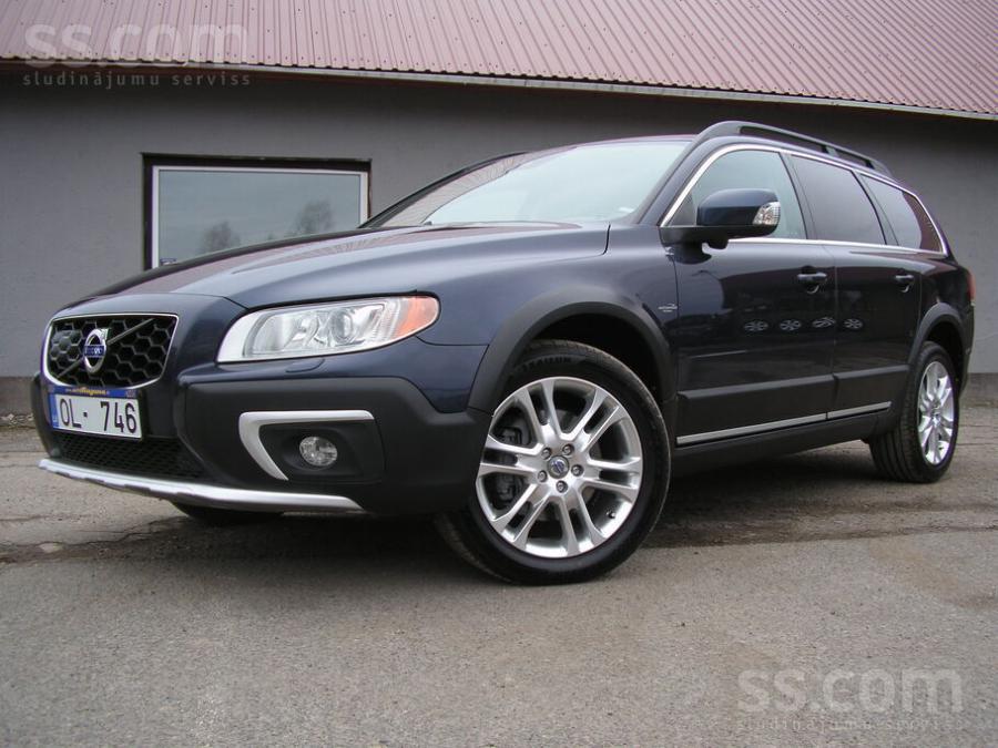 Zils Volvo XC70 2013 Rīga, ar dzinēja tilpumu 2.40 L un nobraukumu 0 tūkst. km par 9550 €, foto 10 vietnē AUTOMOTO.COM.LV