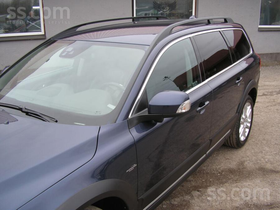 Zils Volvo XC70 2013 Rīga, ar dzinēja tilpumu 2.40 L un nobraukumu 0 tūkst. km par 9550 €, foto 14 vietnē AUTOMOTO.COM.LV