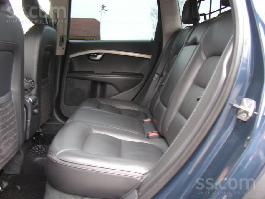 Zils Volvo XC70 2013 Rīga, ar dzinēja tilpumu 2.40 L un nobraukumu 0 tūkst. km par 9550 €, foto 23 vietnē AUTOMOTO.COM.LV