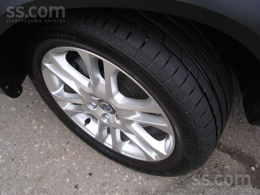 Zils Volvo XC70 2013 Rīga, ar dzinēja tilpumu 2.40 L un nobraukumu 0 tūkst. km par 9550 €, foto 33 vietnē AUTOMOTO.COM.LV