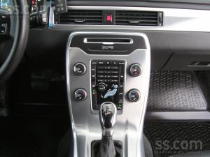 Zils Volvo XC70 2013 Rīga, ar dzinēja tilpumu 2.40 L un nobraukumu 0 tūkst. km par 9550 €, foto 17 vietnē AUTOMOTO.COM.LV