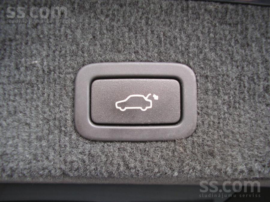 Zils Volvo XC70 2013 Rīga, ar dzinēja tilpumu 2.40 L un nobraukumu 0 tūkst. km par 9550 €, foto 25 vietnē AUTOMOTO.COM.LV