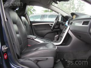 Zils Volvo XC70 2013 Rīga, ar dzinēja tilpumu 2.40 L un nobraukumu 0 tūkst. km par 9550 €, foto 27 vietnē AUTOMOTO.COM.LV