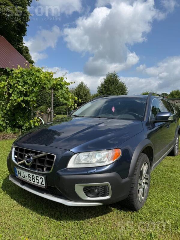 Zils Volvo XC70 2013 Saldus, ar dzinēja tilpumu 2.40 L un nobraukumu 334 tūkst. km par 8500 €, foto 2 vietnē AUTOMOTO.COM.LV