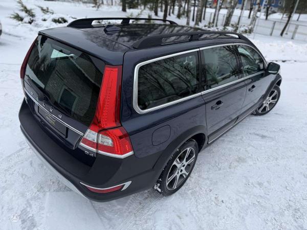 Blue Volvo XC70 2014 in Kazlu Ruda, with an engine capacity of 1.98 L and mileage of 286 thousand km for 9999 €, photo 9 on AUTOMOTO.COM.LV