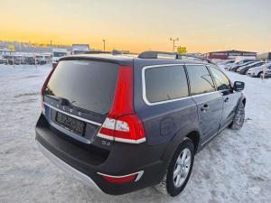 Blue Volvo XC70 2014 in Vilnius, with an engine capacity of 1.98 L and mileage of 285 thousand km for 10500 €, photo 12 on AUTOMOTO.COM.LV