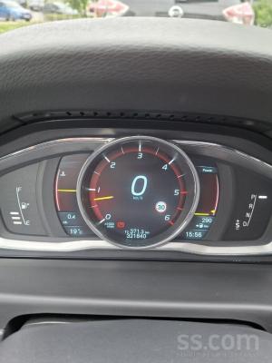 Blue Volvo XC70 2014 in Riga, with an engine capacity of 2.00 L and mileage of 322 thousand km for 7200 €, photo 19 on AUTOMOTO.COM.LV