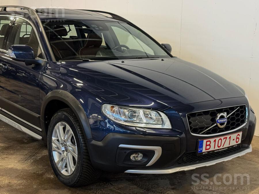 Zils Volvo XC70 2014 Jūrmala, ar dzinēja tilpumu 2.40 L un nobraukumu 335 tūkst. km par 13950 €, foto 10 vietnē AUTOMOTO.COM.LV