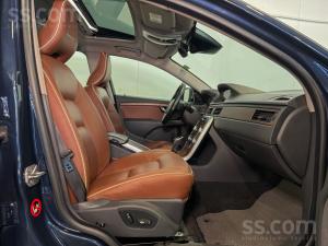 Zils Volvo XC70 2014 Jūrmala, ar dzinēja tilpumu 2.40 L un nobraukumu 335 tūkst. km par 13950 €, foto 19 vietnē AUTOMOTO.COM.LV