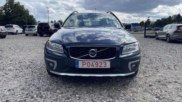 Blue Volvo XC70 2014 in Kaunas, with an engine capacity of 2.40 L and mileage of 240 thousand km for 11400 €, photo 3 on AUTOMOTO.COM.LV