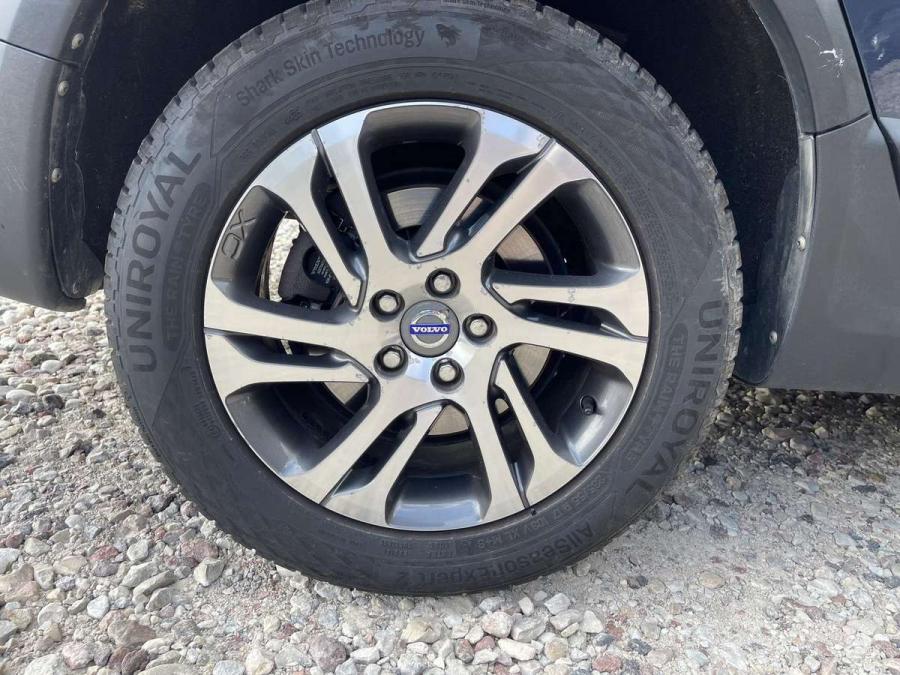 Zils Volvo XC70 2014 Kauņa, ar dzinēja tilpumu 2.40 L un nobraukumu 240 tūkst. km par 11400 €, foto 15 vietnē AUTOMOTO.COM.LV