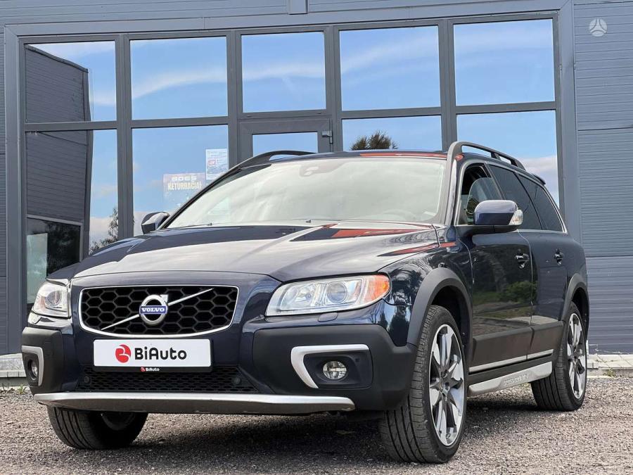 Blue Volvo XC70 2014 in Utena, with an engine capacity of 2.40 L and mileage of 244 thousand km for 12650 €, photo 11 on AUTOMOTO.COM.LV