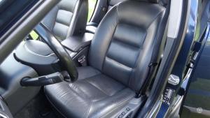 Blue Volvo XC70 2014 in Joniskis, with an engine capacity of 2.40 L and mileage of 307 thousand km for 11199 €, photo 28 on AUTOMOTO.COM.LV