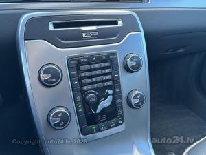 Zils Volvo XC70 2014 Paide, ar dzinēja tilpumu 2.40 L un nobraukumu 308 tūkst. km par 13790 €, foto 18 vietnē AUTOMOTO.COM.LV