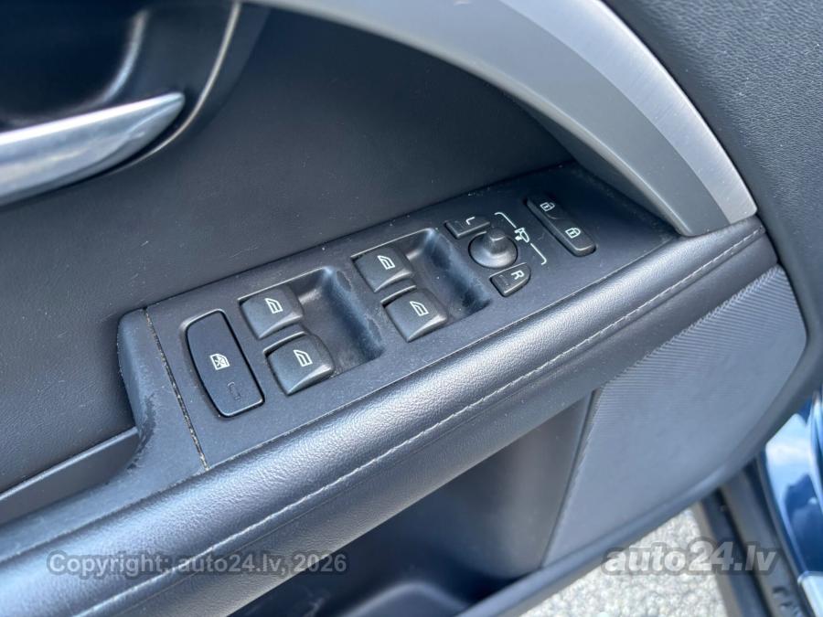 Zils Volvo XC70 2014 Paide, ar dzinēja tilpumu 2.40 L un nobraukumu 308 tūkst. km par 13790 €, foto 21 vietnē AUTOMOTO.COM.LV