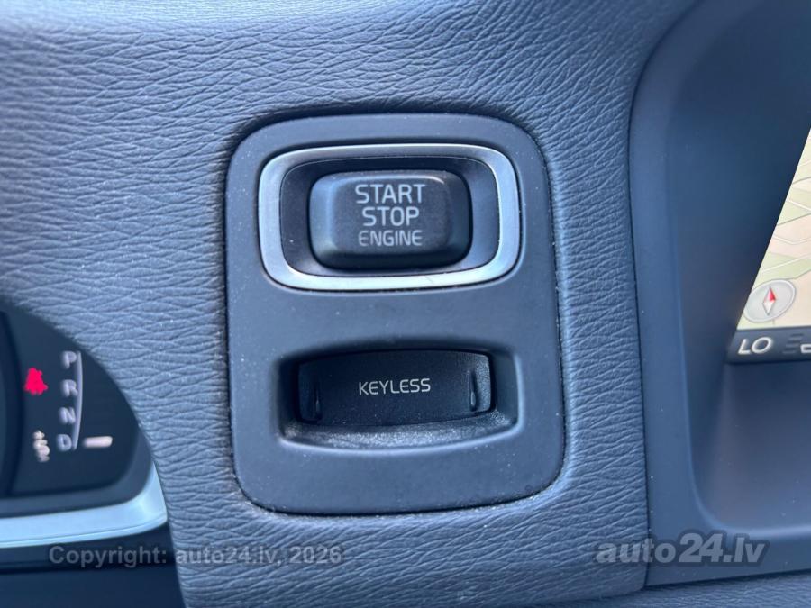 Zils Volvo XC70 2014 Paide, ar dzinēja tilpumu 2.40 L un nobraukumu 308 tūkst. km par 13790 €, foto 22 vietnē AUTOMOTO.COM.LV