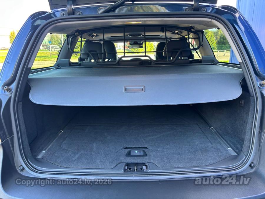 Zils Volvo XC70 2014 Paide, ar dzinēja tilpumu 2.40 L un nobraukumu 308 tūkst. km par 13790 €, foto 23 vietnē AUTOMOTO.COM.LV