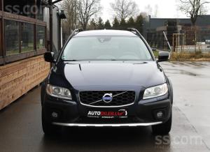 Blue Volvo XC70 2015 in Riga, with an engine capacity of 2.40 L and mileage of 0 thousand km for 12450 €, photo 2 on AUTOMOTO.COM.LV