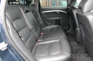 Blue Volvo XC70 2015 in Riga, with an engine capacity of 2.40 L and mileage of 0 thousand km for 12450 €, photo 13 on AUTOMOTO.COM.LV