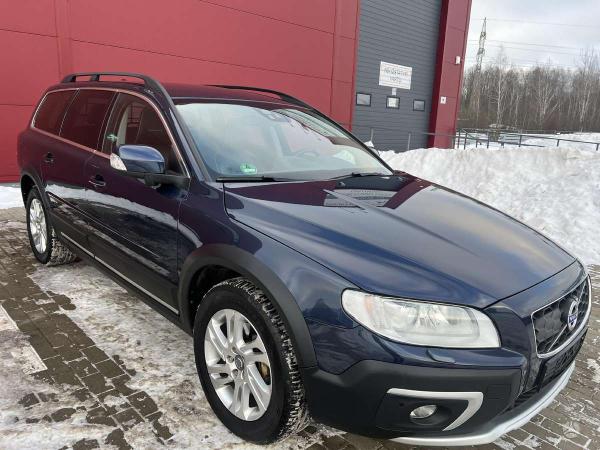 Zils Volvo XC70 2015 Kauņa, ar dzinēja tilpumu 1.98 L un nobraukumu 277 tūkst. km par 11590 €, foto 1 vietnē AUTOMOTO.COM.LV