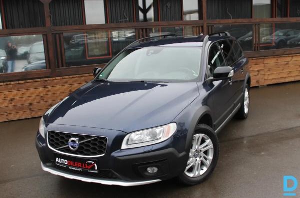 Zils Volvo XC70 2015 Rīga, ar dzinēja tilpumu 2.40 L un nobraukumu 229 tūkst. km par 12450 €, foto 1 vietnē AUTOMOTO.COM.LV