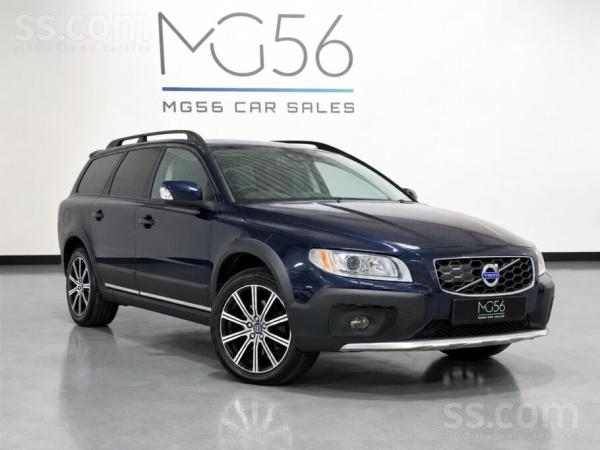 Blue Volvo XC70 2015 in Riga, with an engine capacity of 2.00 L and mileage of 228 thousand km for 12690 €, photo 2 on AUTOMOTO.COM.LV