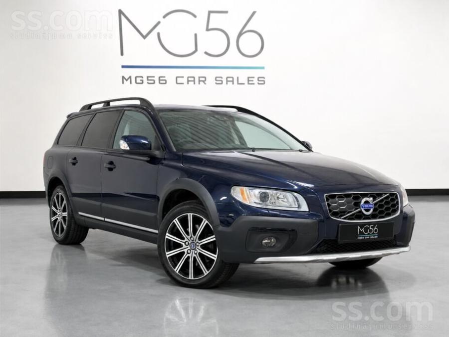 Blue Volvo XC70 2015 in Riga, with an engine capacity of 2.00 L and mileage of 228 thousand km for 12690 €, photo 3 on AUTOMOTO.COM.LV