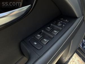 Blue Volvo XC70 2015 in Riga, with an engine capacity of 2.00 L and mileage of 228 thousand km for 12690 €, photo 15 on AUTOMOTO.COM.LV