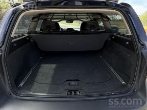 Blue Volvo XC70 2015 in Riga, with an engine capacity of 2.00 L and mileage of 228 thousand km for 12690 €, photo 18 on AUTOMOTO.COM.LV